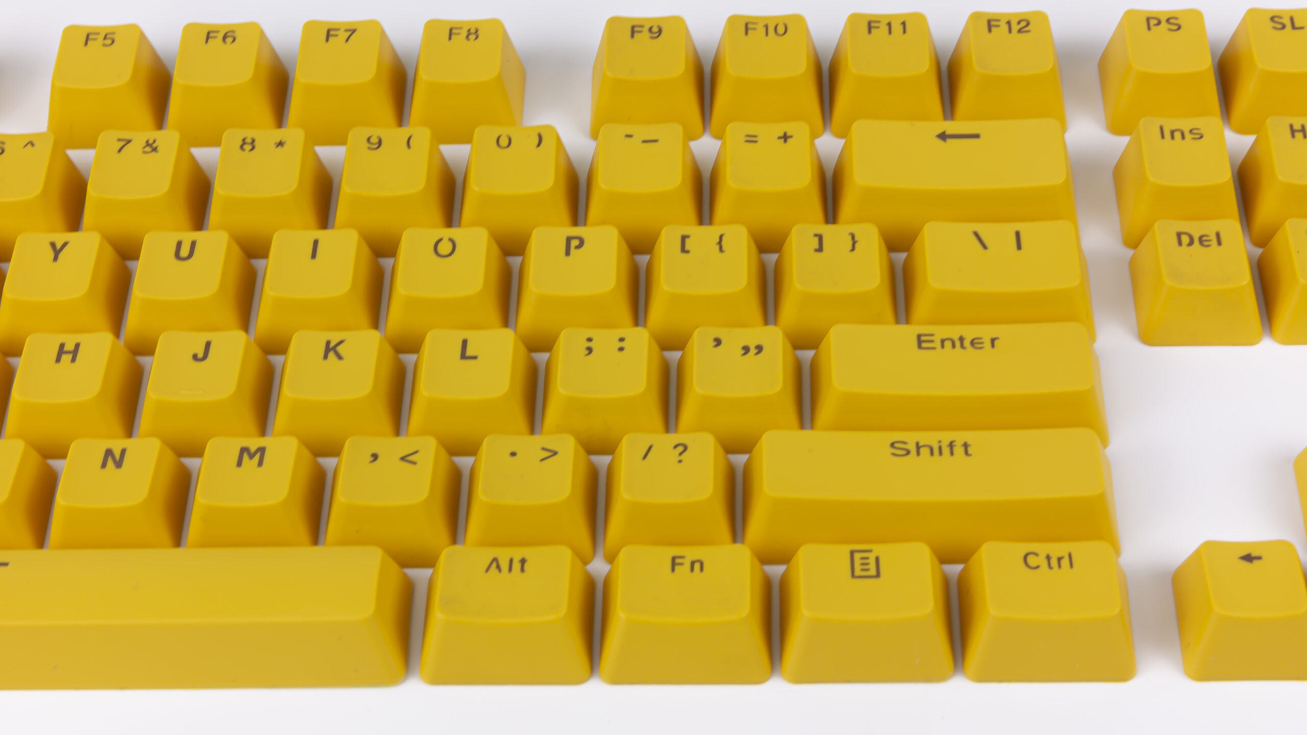 Yellow Keycaps, PBT, Backlit, 104 Key, US Layout | Reelag