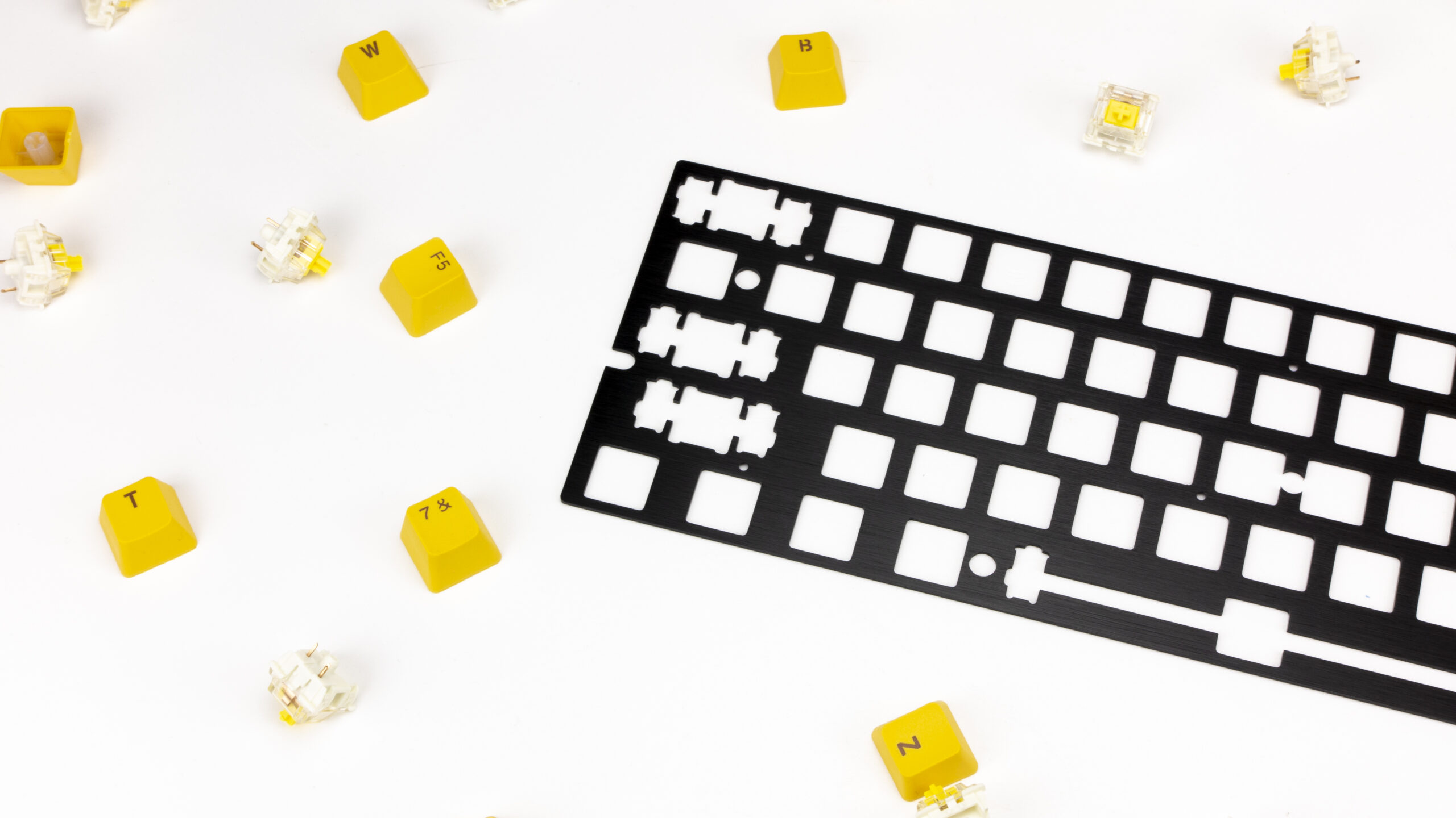 60% Plate 61 Key Layout Black | Reelag