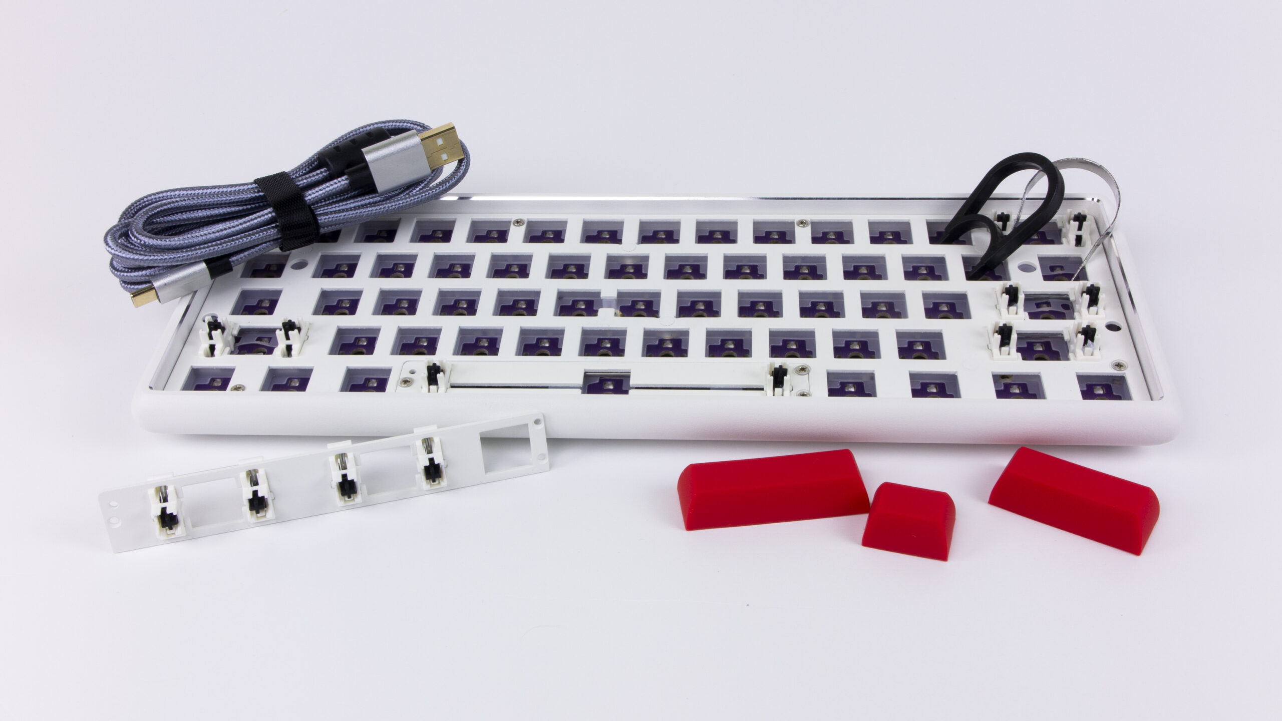 61 Key 60% Set Aluminium Case Hot-Swap White | Reelag