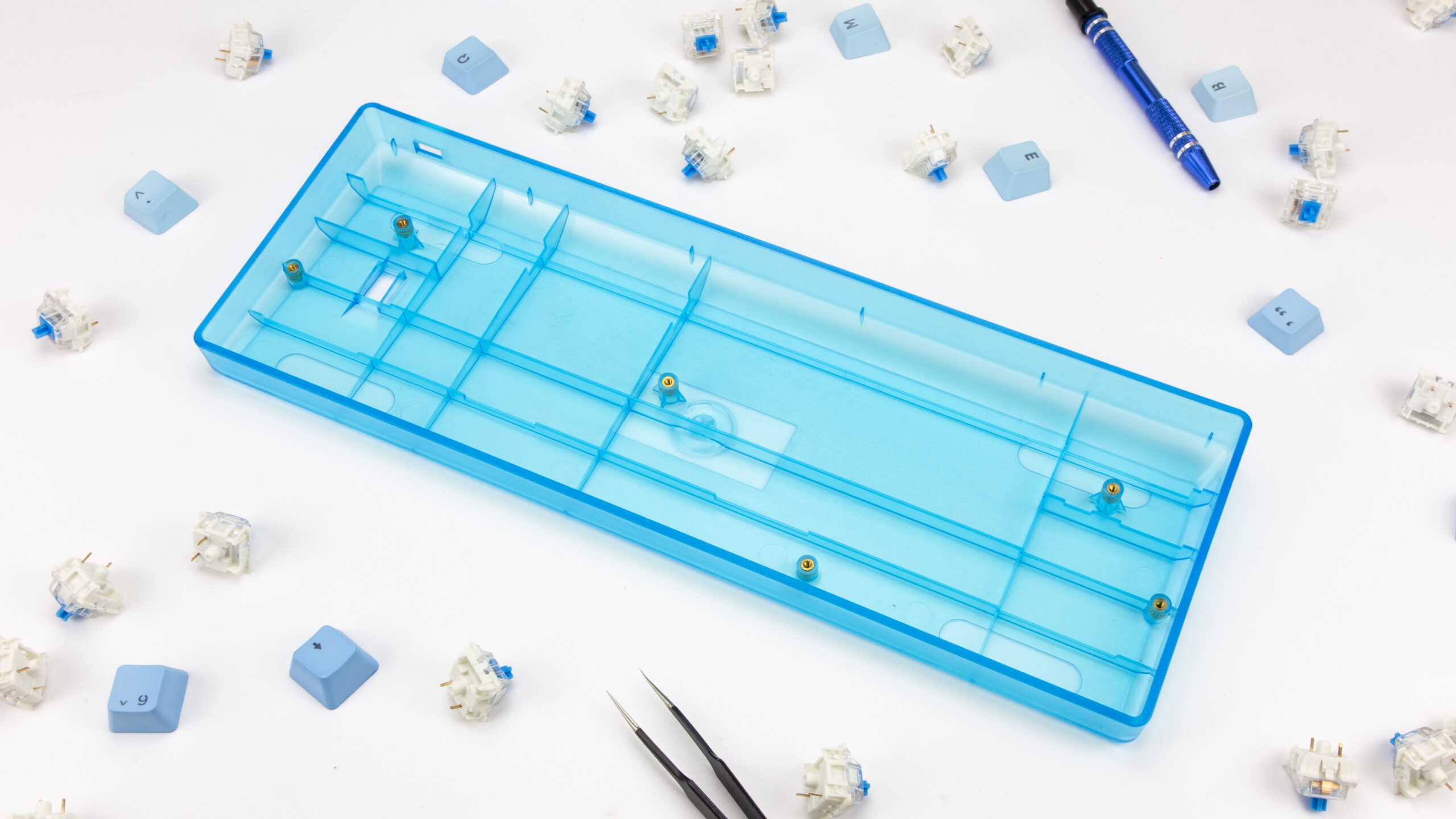 Mechanical Keyboard 60% Plastic Case Blue Transparent | Reelag