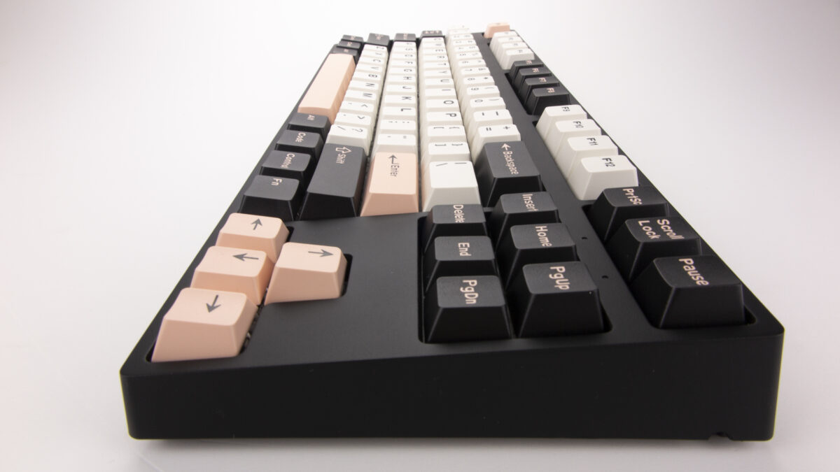 GMK Olivia Keycaps - 171 Keys, Double-Shot, ABS, Cherry MX | Reelag